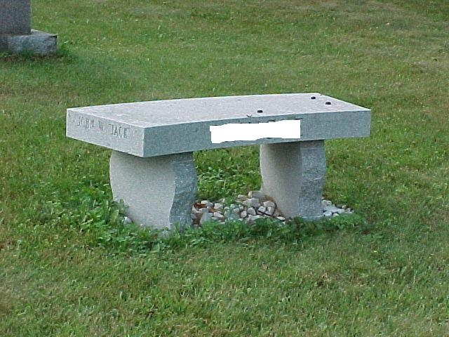 Granite Benches - Richardson Monument Co., Inc.