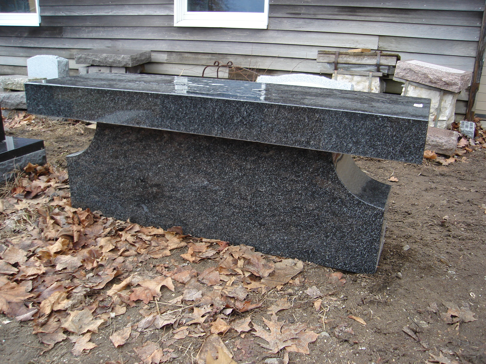 Granite Benches - Richardson Monument Co., Inc.