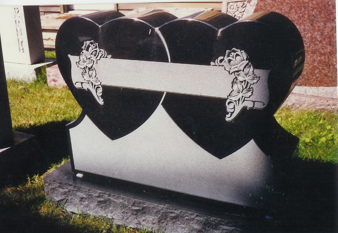 3'-0" & Larger Cemetery Monuments - Richardson Monument Co., Inc.