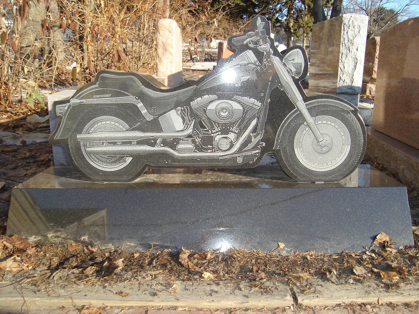 Etched Cemetery Monuments - Richardson Monument Co., Inc.